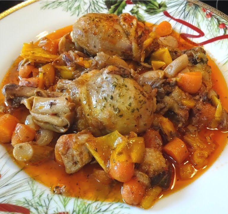 Muslos de Pollo en Salsa con Champiñones y Zanahorias. Mis Recetas ...