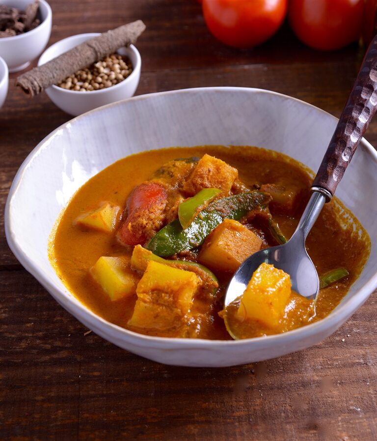 Como preparar un exquisito Curry de Verduras - Recetas de Guisados